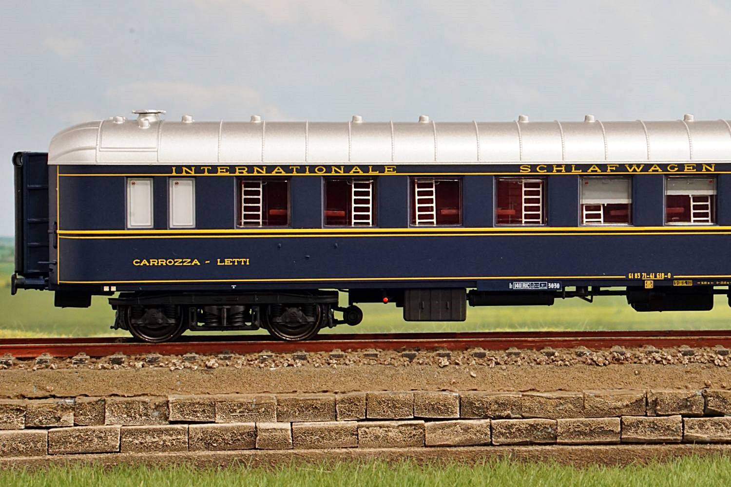 Set vagoane de dormit ACME 55278