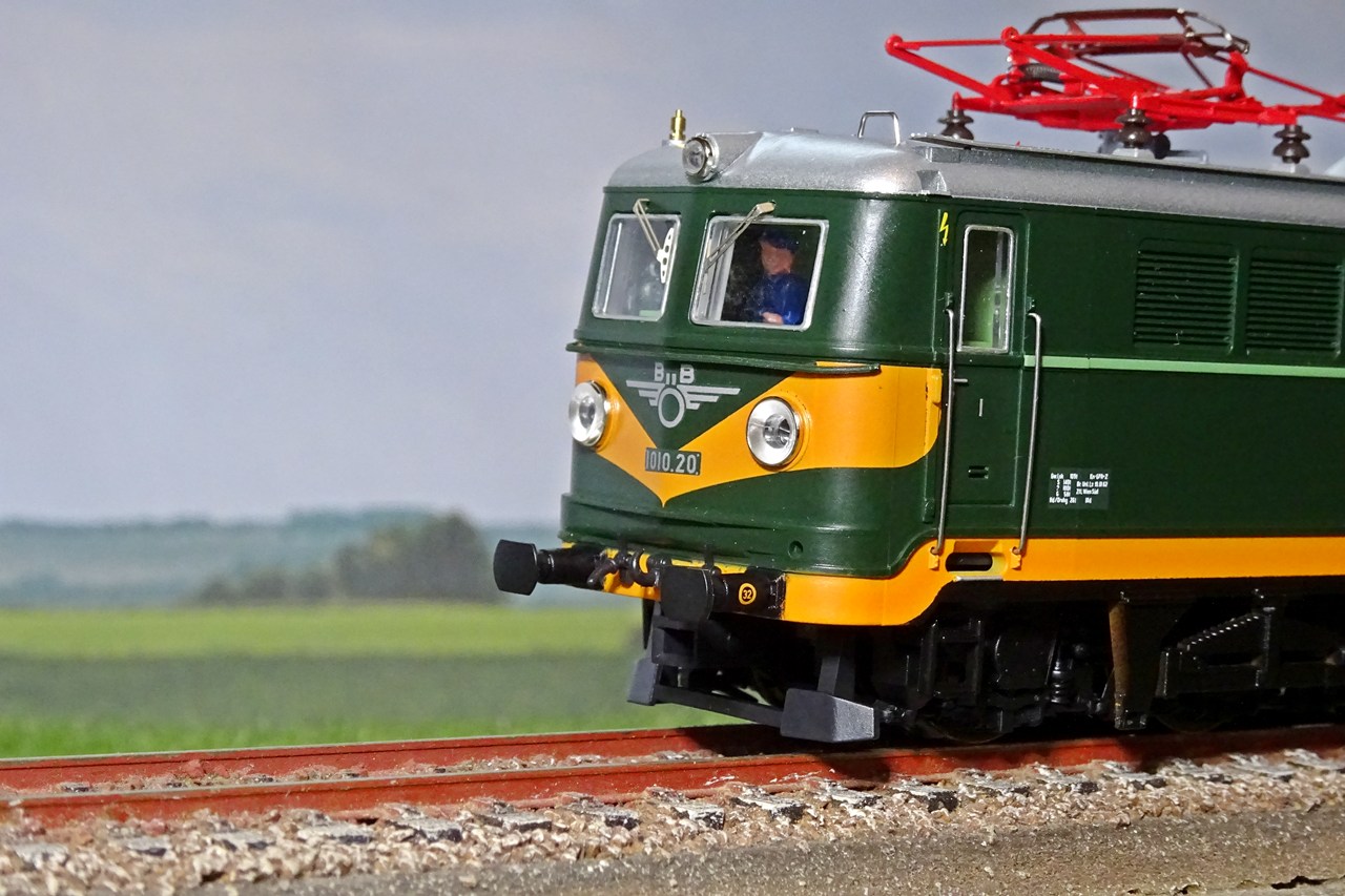 Locomotiva electrica OBB 1010 Roco 72364