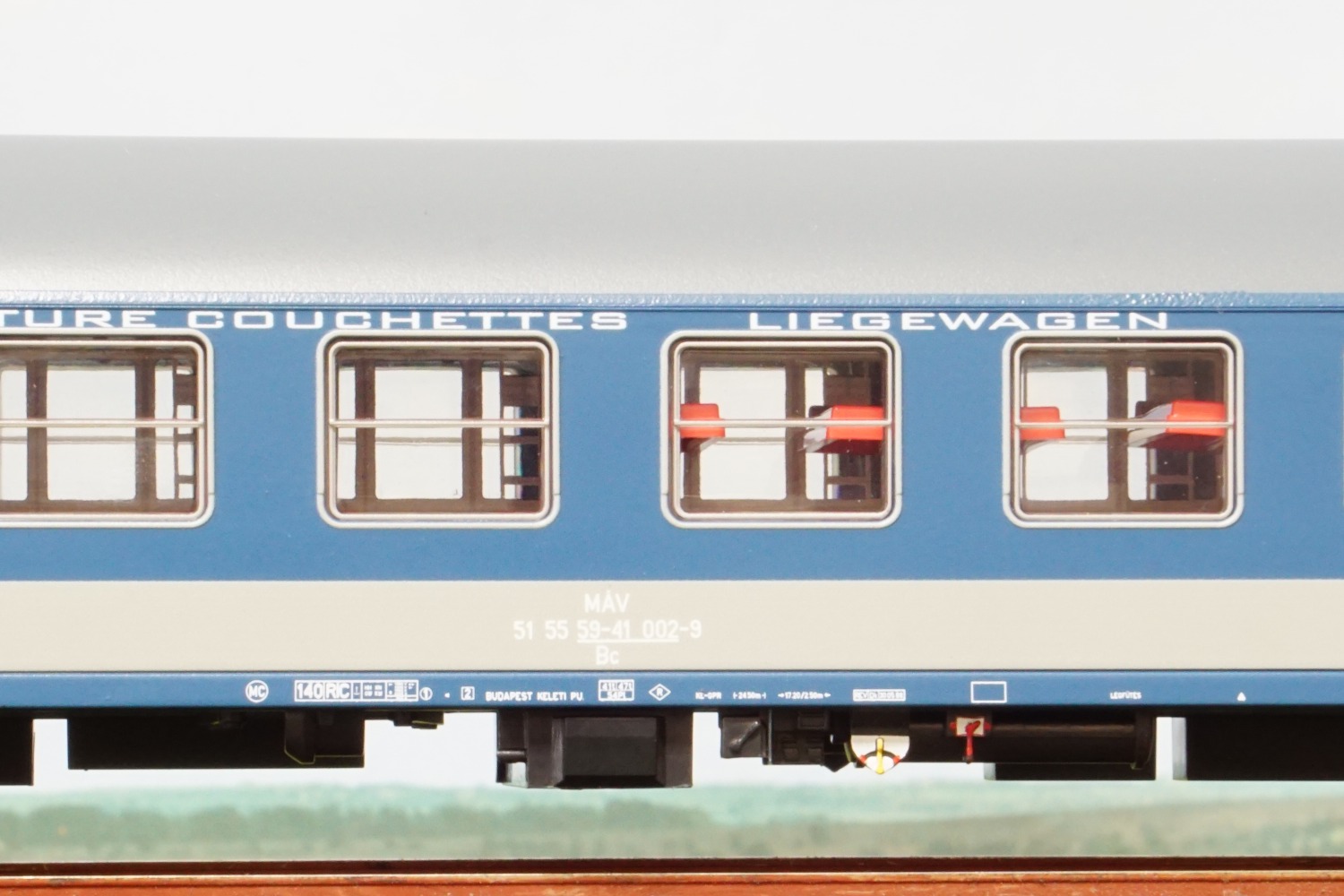 Set vagoane calatori Roco 74188