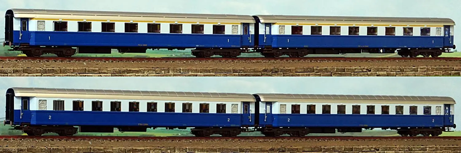 Set Vagoane calatori Rivarossi HR4324