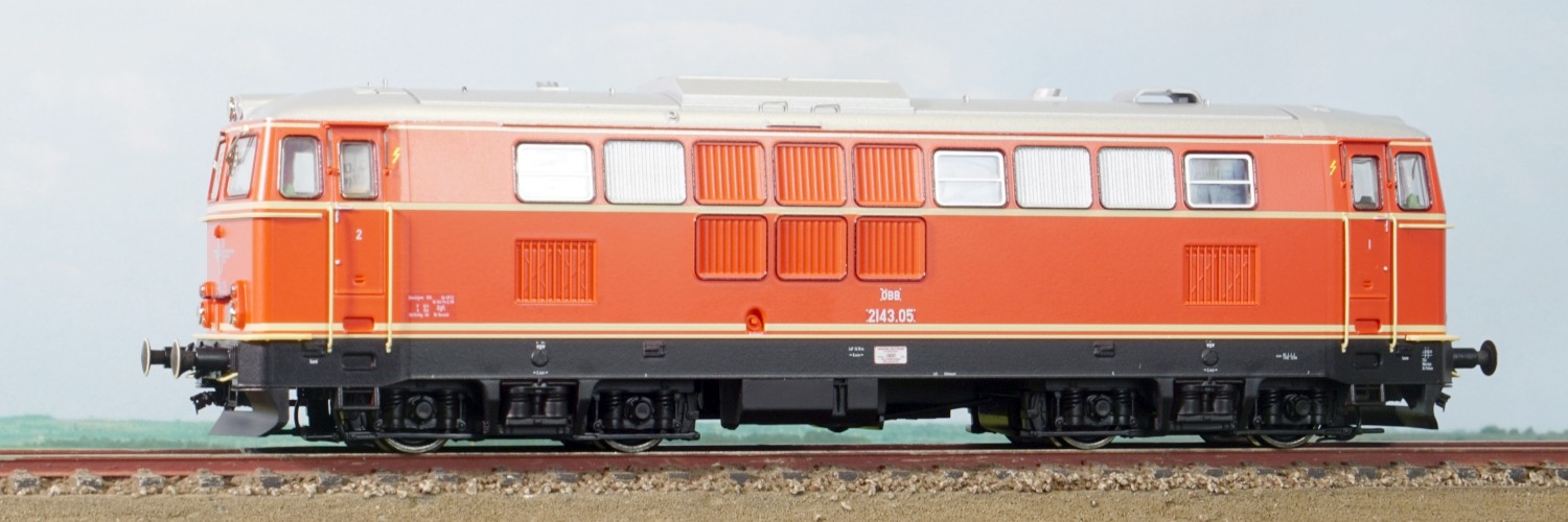Locomotiva diesel OBB 2143 Roco 73900